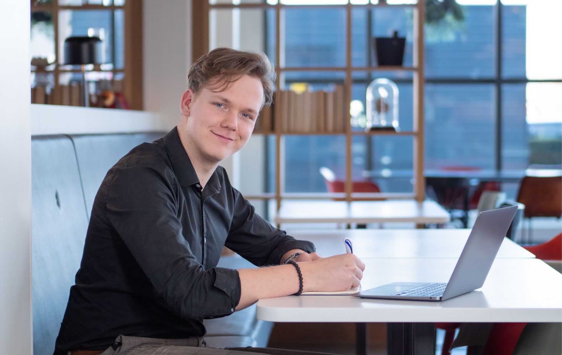 Even kennismaken met Simon Knüwer - Mobypeople